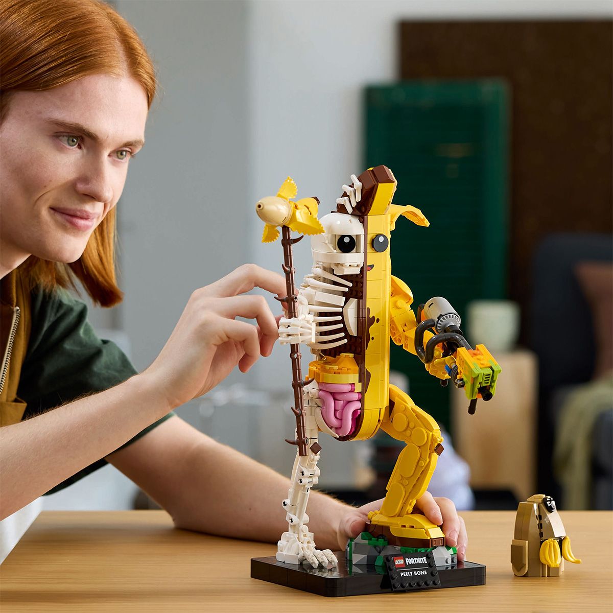 Peely Bone, 18 ani+, 77072, Lego Fortnite : Bebe Tei